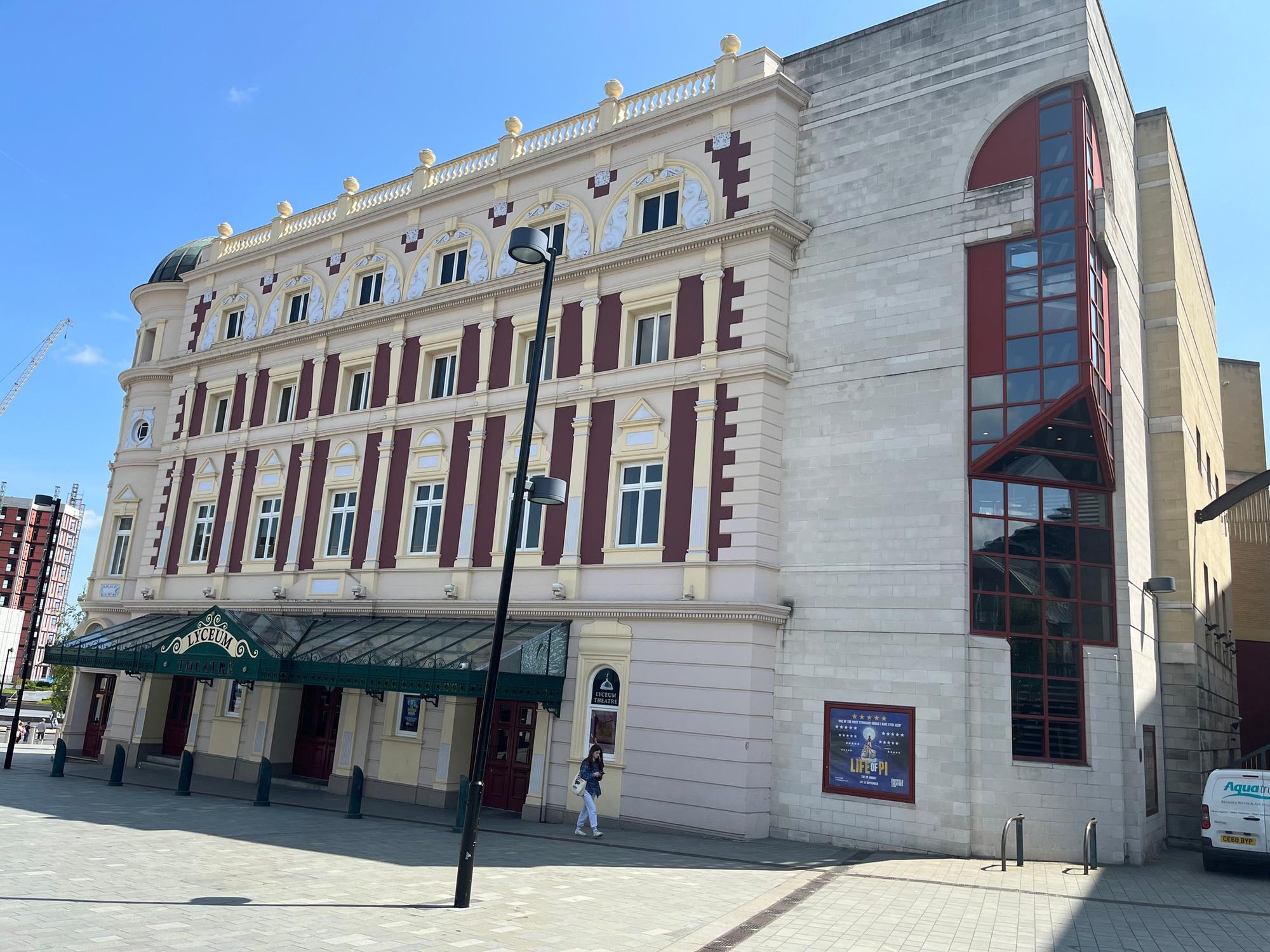 Mail Boxes Etc sponsorship creates lasting memories for Roundabout show