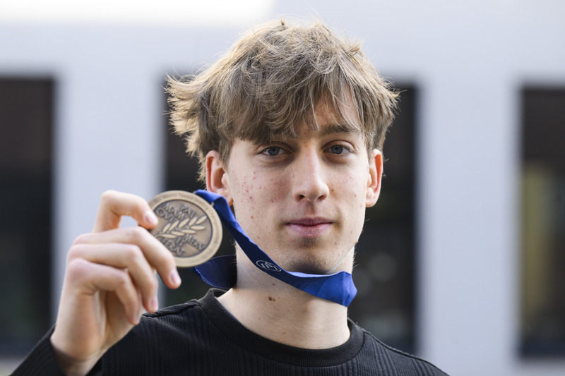 Jílek se hned po úspěšné sezoně vrátil do školních lavic, chystá se na ...