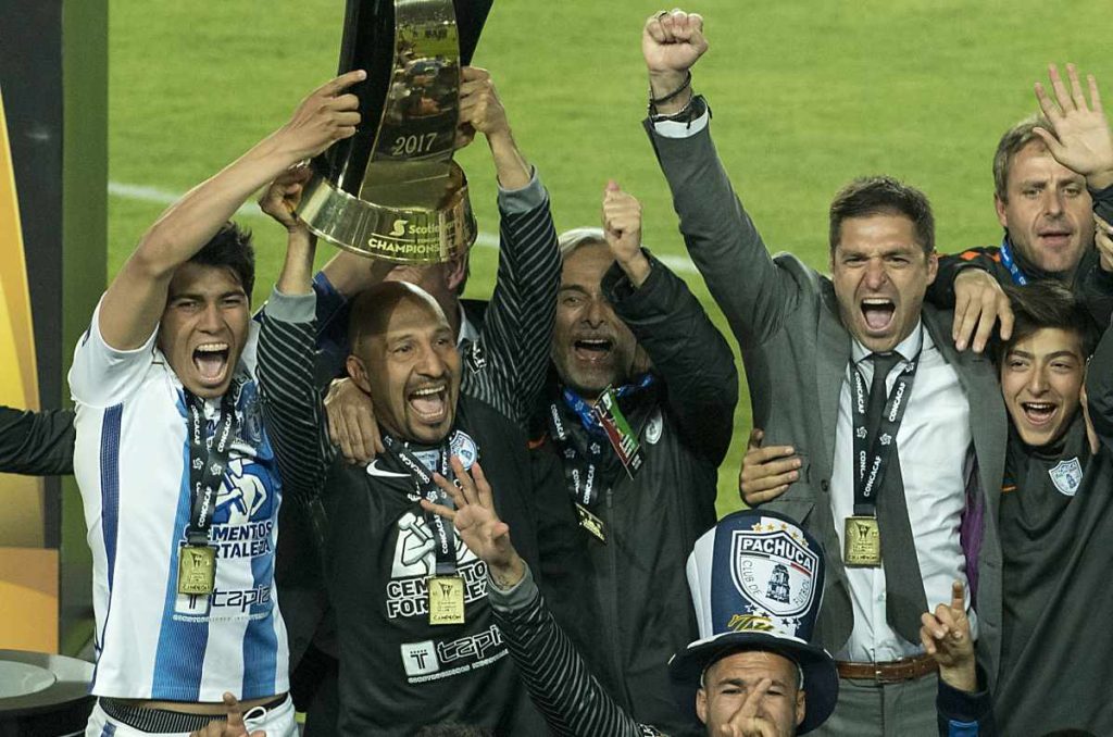 Erick Gutiérrez, la clave para traer al nuevo técnico de Chivas