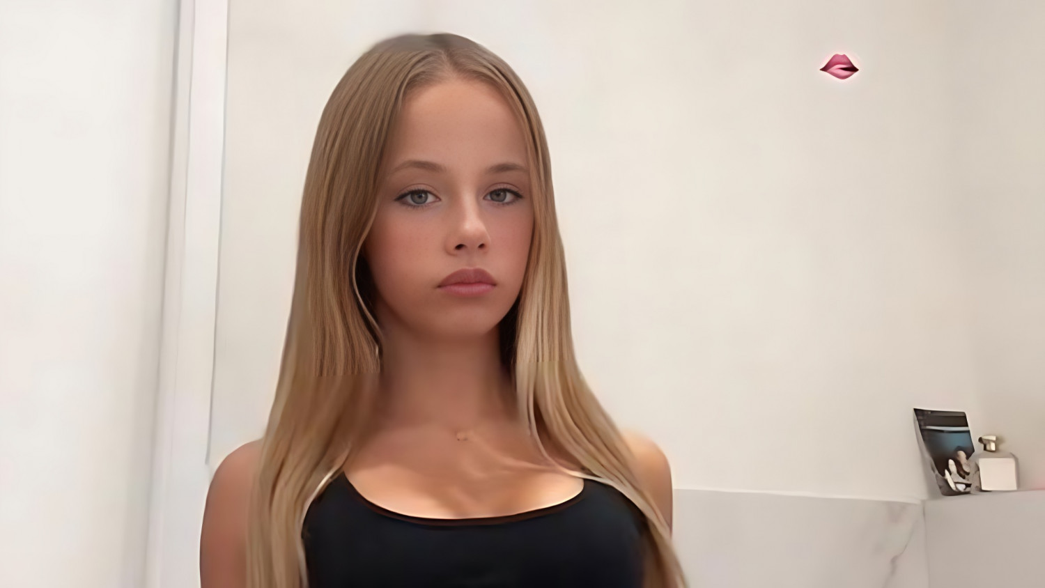 Giulia Sarkozy à cran : la fille de Nicolas Sarkozy et Carla Bruni s’emporte en direct, “Kadhafi ...