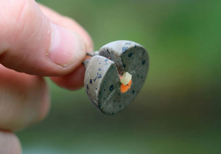 How to plumb up properly when pole fishing