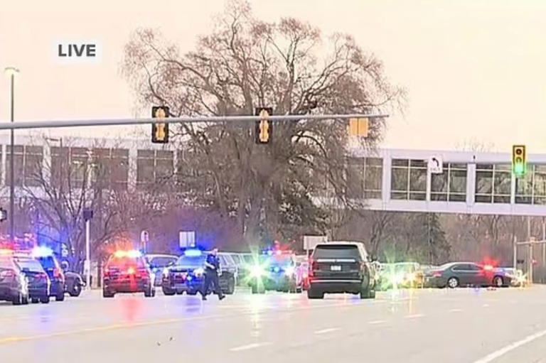 Corewell Health Beaumont Troy shooting: Gunman 'wearing scrubs' on the ...