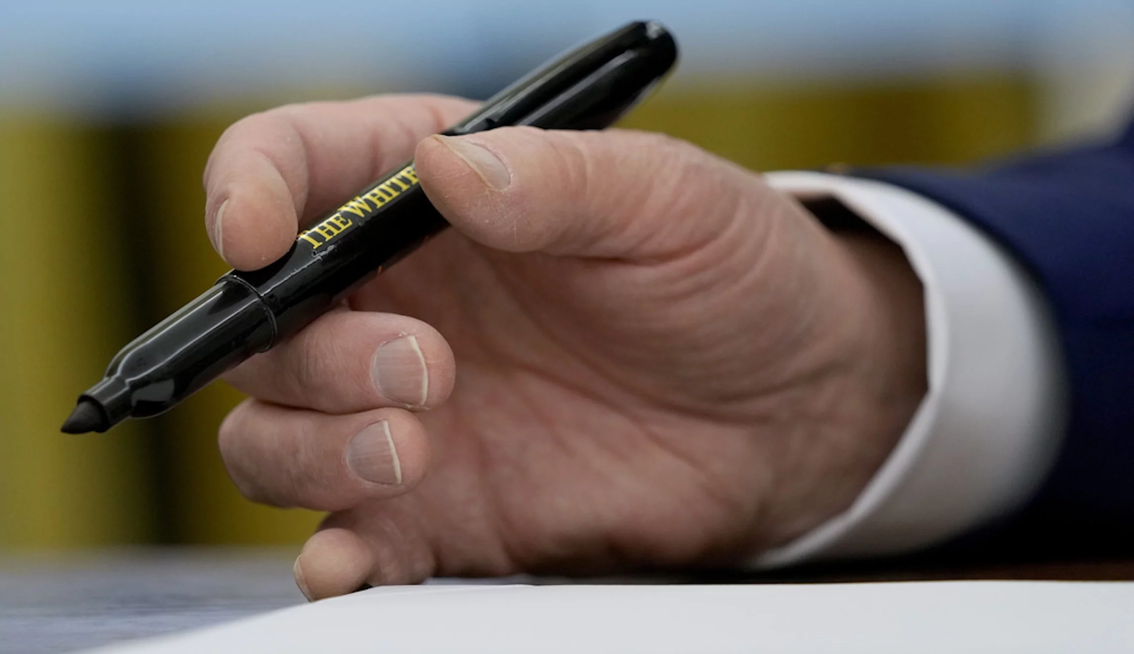 Trump announces new 25% tariffs on auto imports