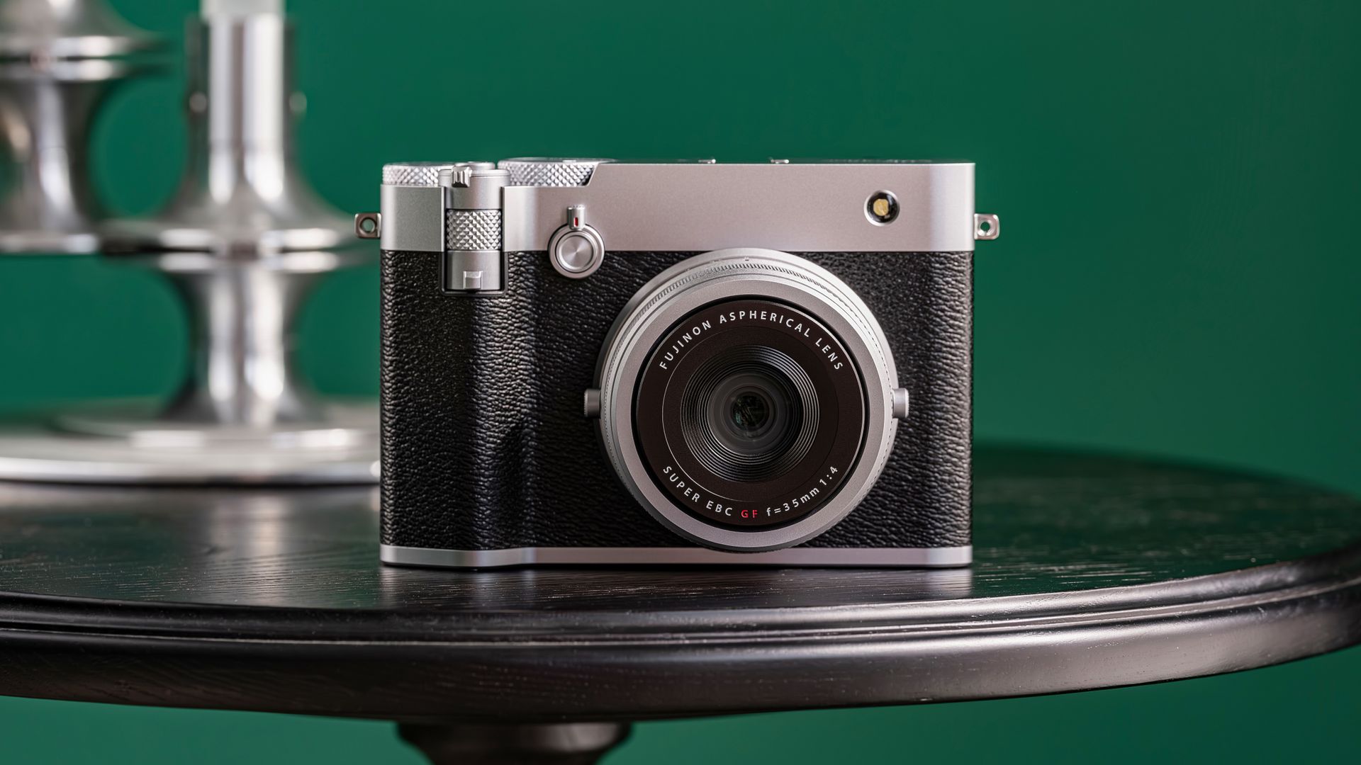 New Fujifilm camera is the ultimate hybrid of a Leica Q3 and a Fujifilm ...