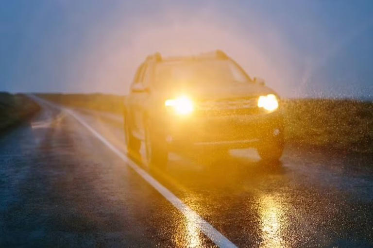 DVLA urges drivers to get 'set up' after major driving licence change DVLA urges drivers to get 'set up' after major driving licence change