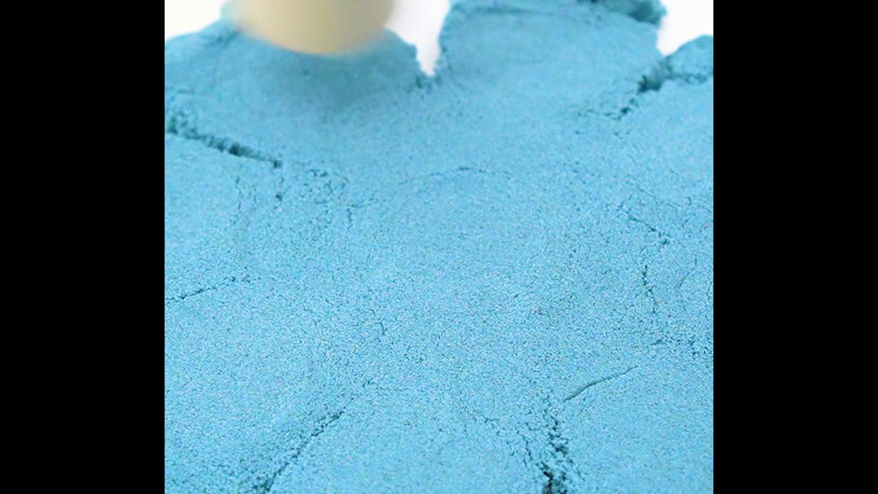 Satisfying Crushing Crunchy Blue Kinetic Sand