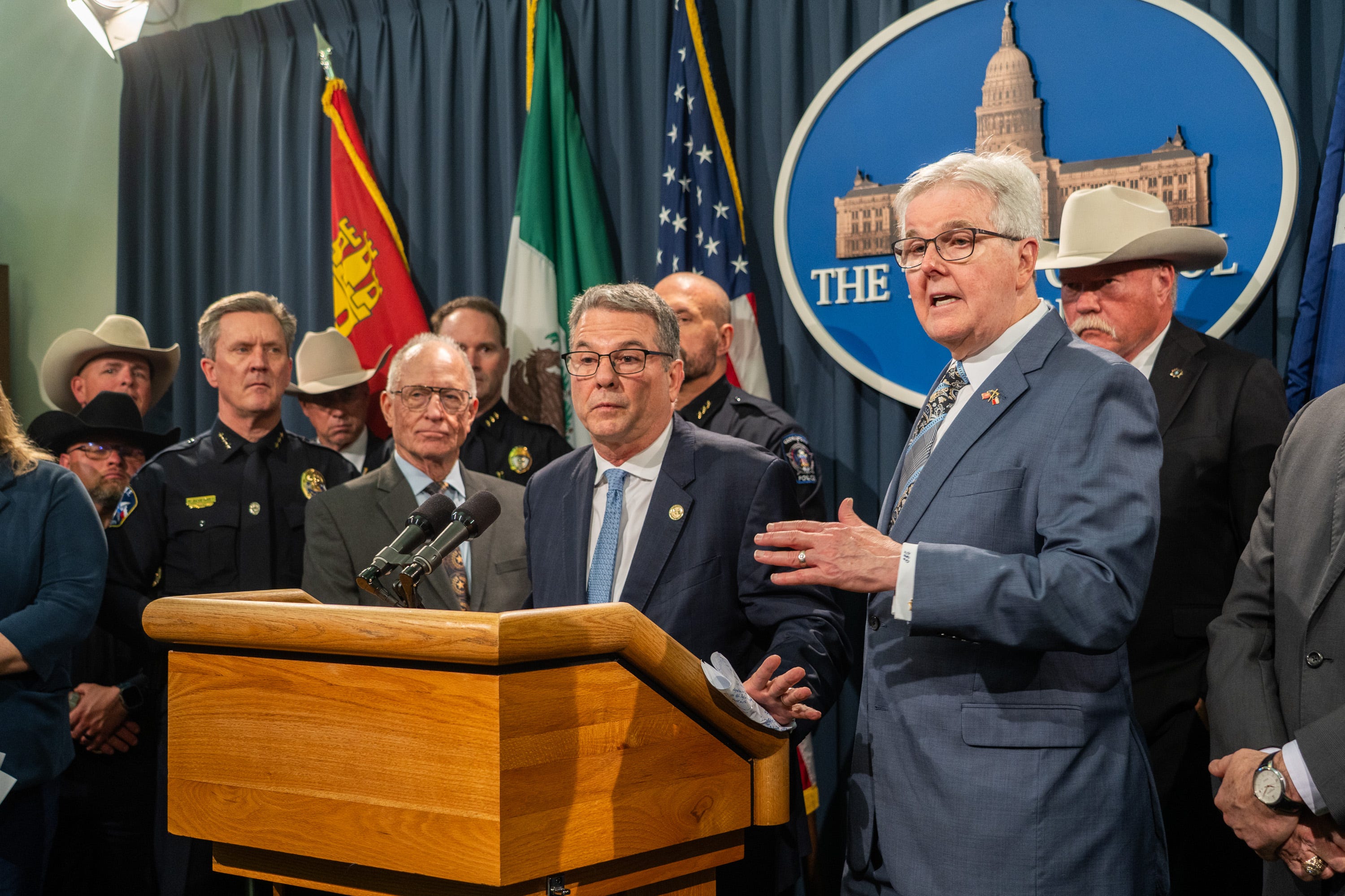 'A poison in our public': Texas Senate passes SB 3, THC ban backed by ...