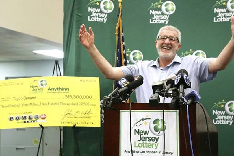 'I heard the cashier scream 'oh my God' after six-word message popped ...