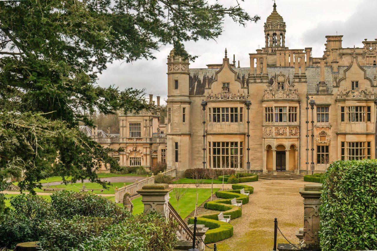 Magnificent stately home on county borders invites visitors to “spring ...