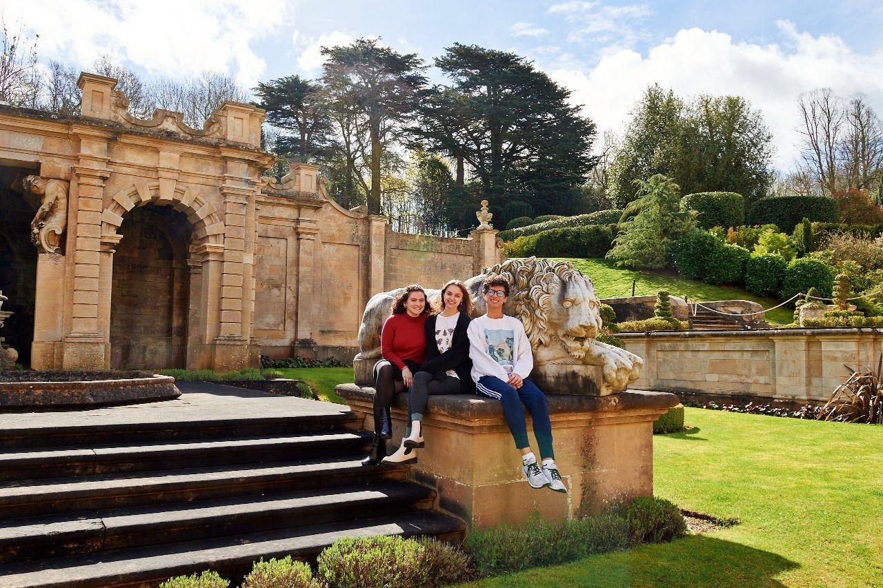 Magnificent stately home on county borders invites visitors to “spring ...