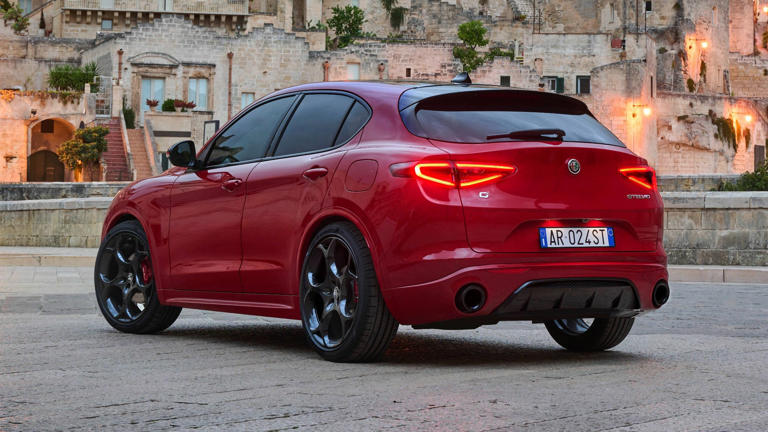 New Alfa Romeo Stelvio Hits US Dealers In 2026, Current Models Sold ...