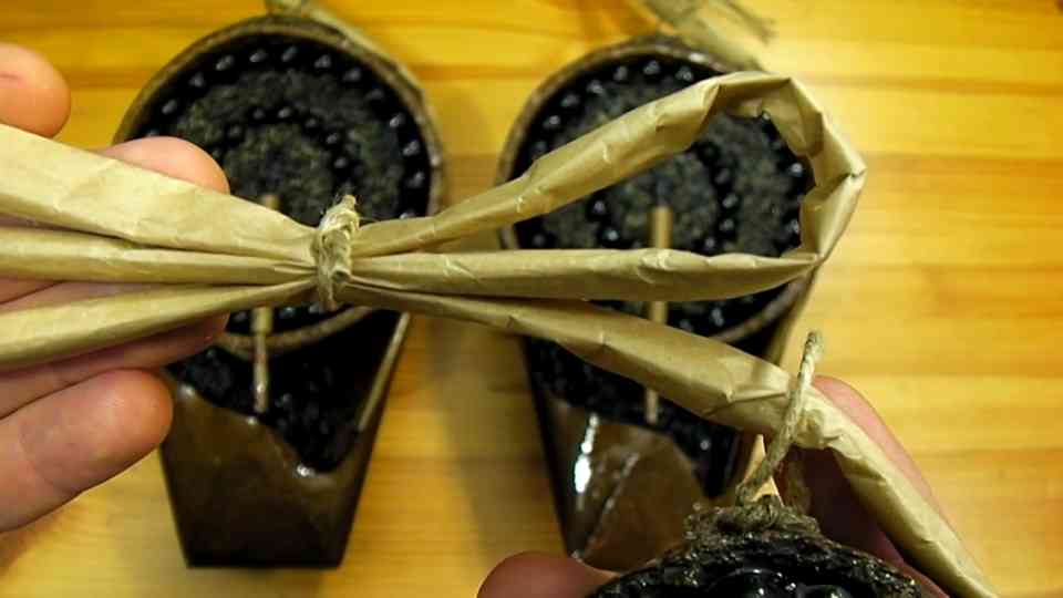 How Fireworks Work: Ball Shells