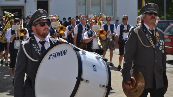 Schützen- und Volksfeste im Kreis Peine – die Termine auf einem Blick Schützen- und Volksfeste im Kreis Peine – die Termine auf einem Blick
