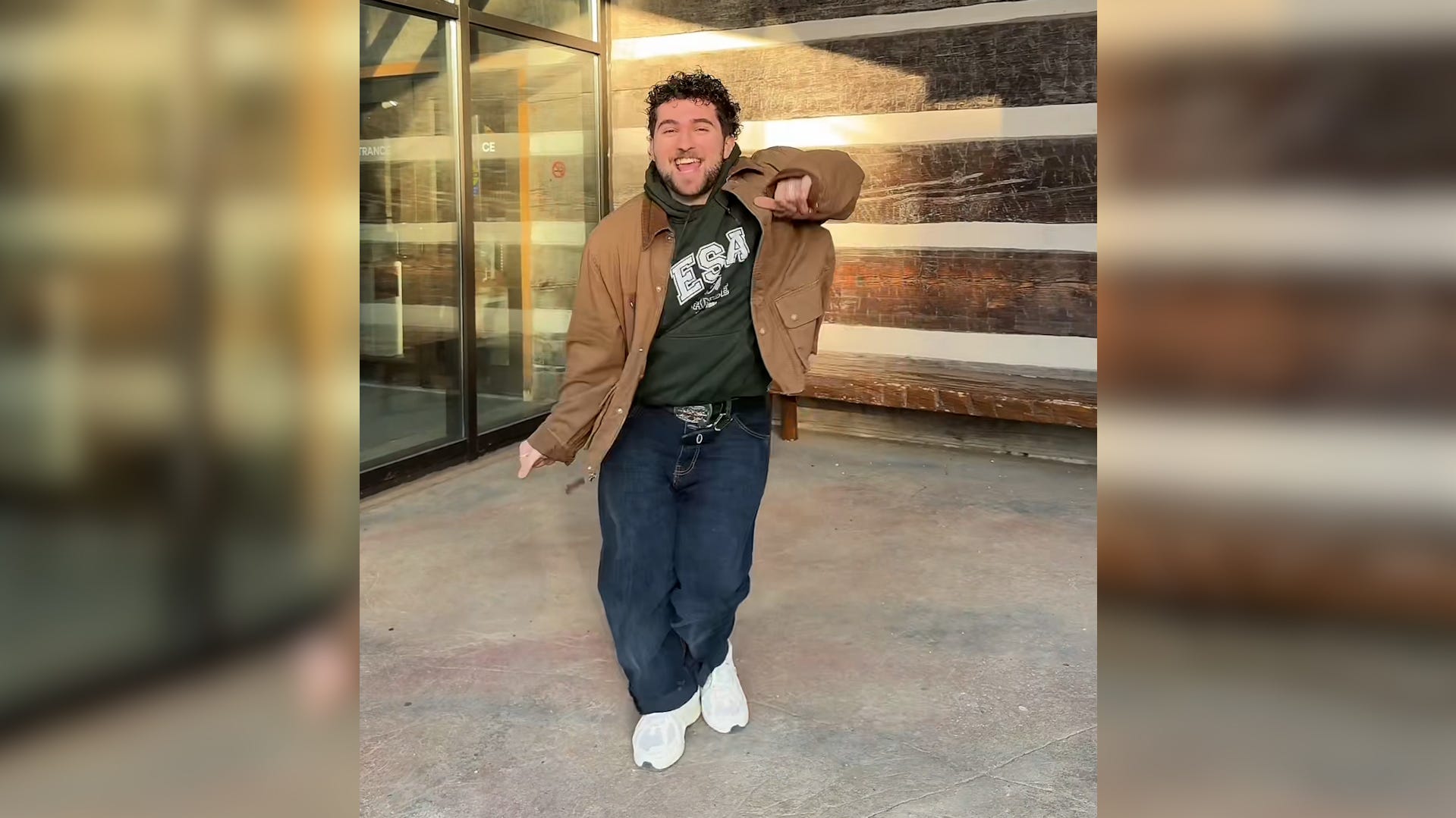 Former back up dancers recreate Justin Bieber dance 10 years later