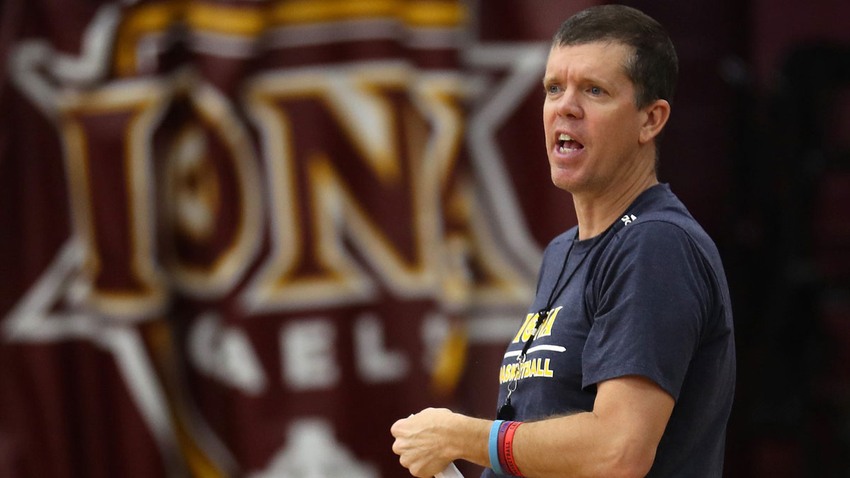 Iona basketball hires Pelicans assistant after firing Tobin Anderson