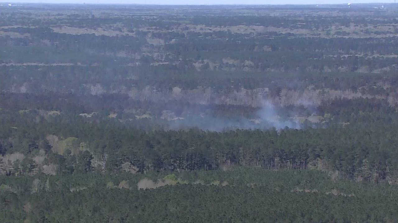 Pauline Road fire Thursday updates: Evacuations lifted as conditions ...