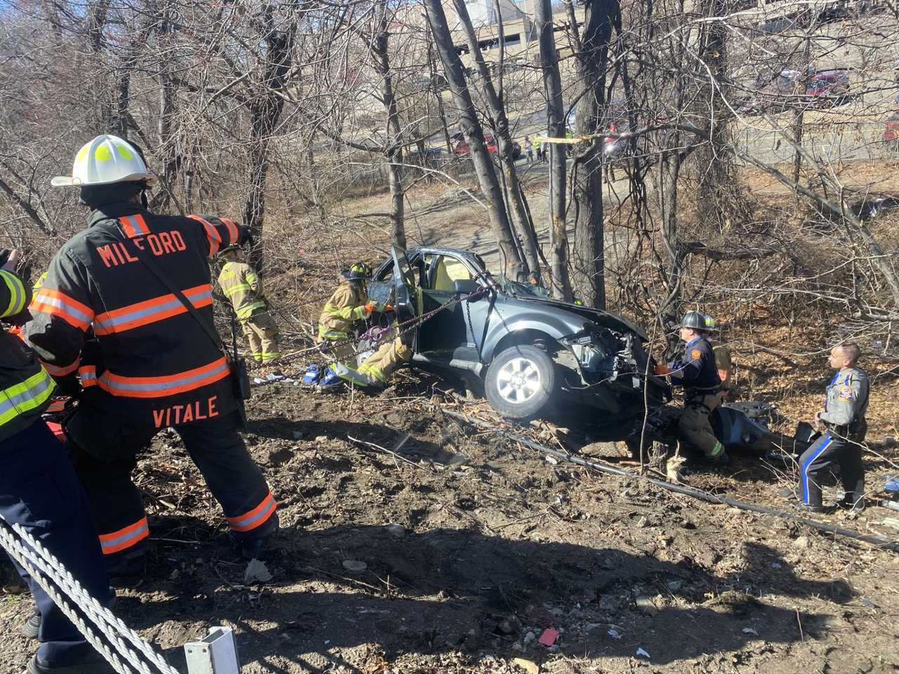 Man Critically Injured After Tractor-Trailer Crash On I-95 In CT Ejects ...