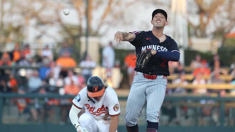 With Royce Lee already injured, Brooks Lee is scratched from Twins' lineup