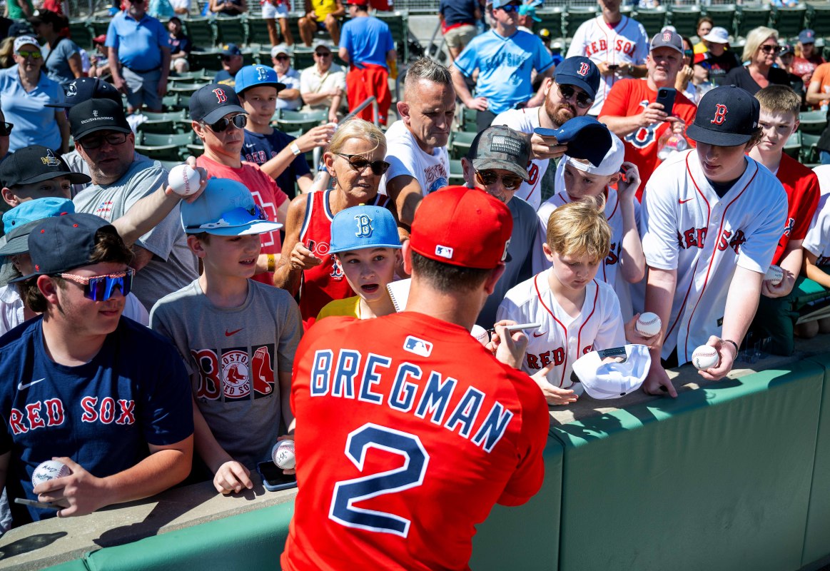 Alex Bregman Decision Predicted to Bite Sneaky World Series Contender