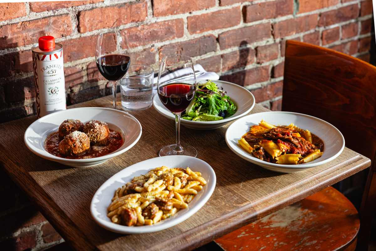 Frankies (457) Spuntino