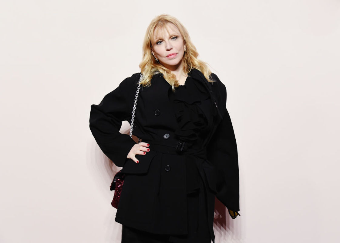 Courtney Love Has Officially Left The U.S. for A Reason She Calls ...