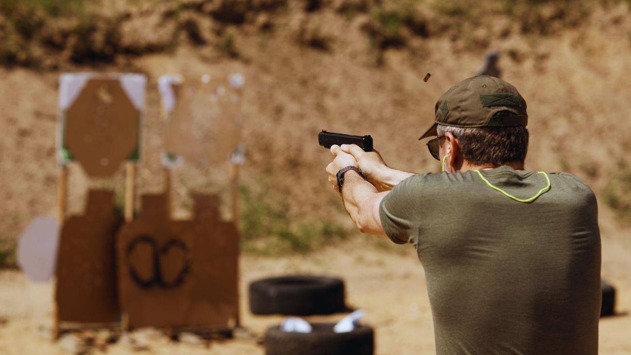 17 Tips to Shoot Faster and More Accurately with Your Handgun