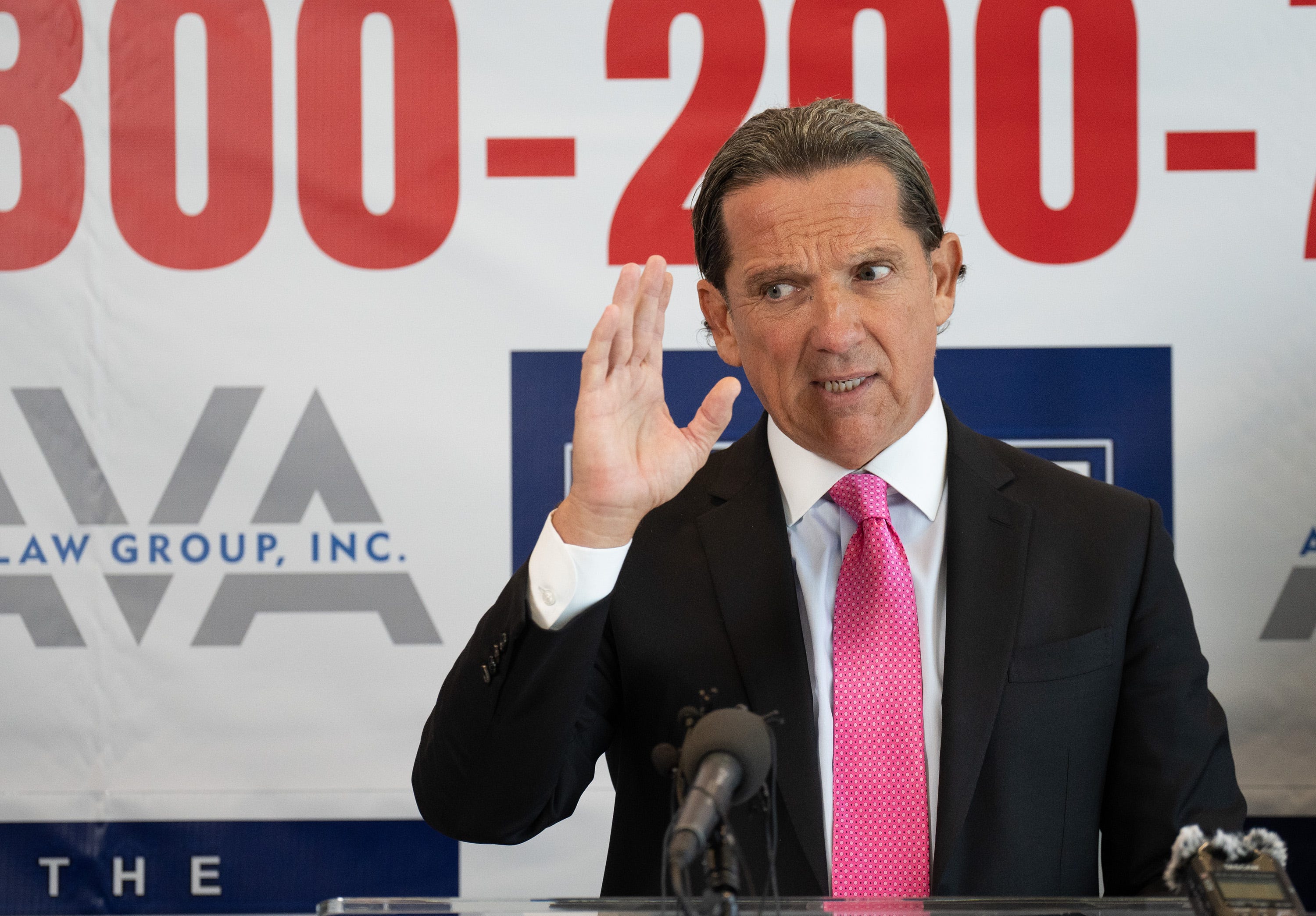 Lawyer Tony Buzbee dropped out of more than a dozen Diddy lawsuits ...