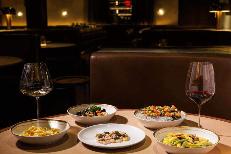 NYC restaurants offering Valentine’s Day specials