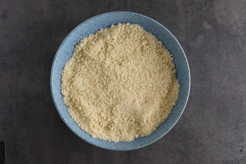 How to make your own breadcrumbs with leftover bread