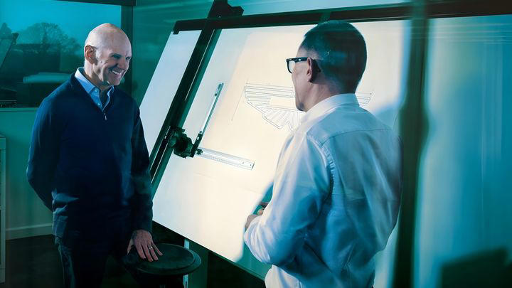 Alonso se ha pasado la vida luchando contra Newey. Ahora que lo tiene ...