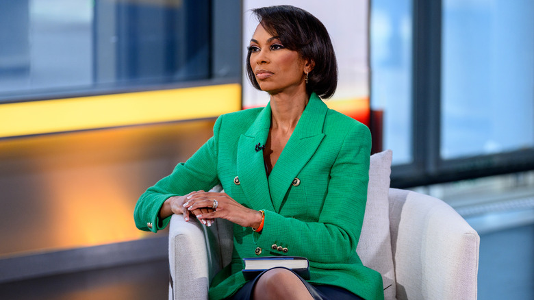 The Biggest Signs That Fox News Anchor Harris Faulkner's Marriage Will ...