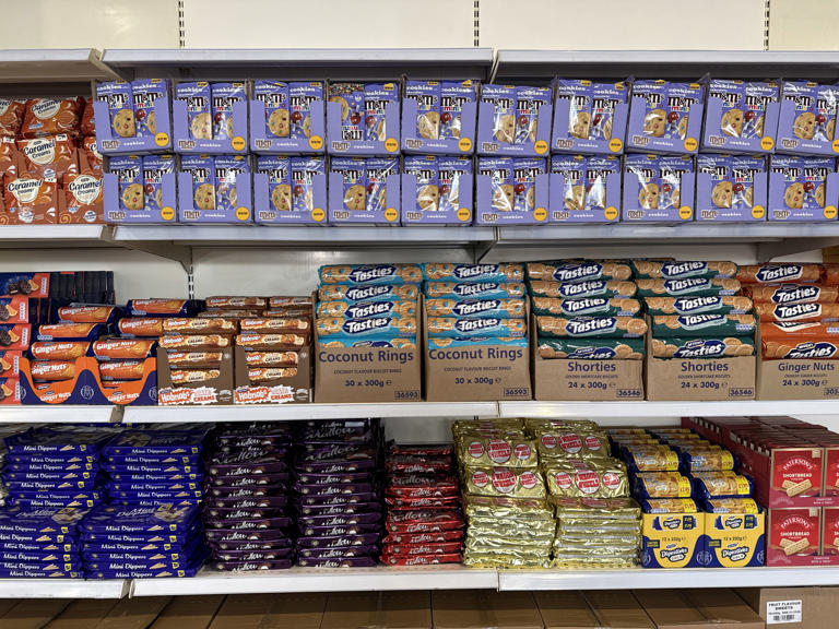 Exclusive first look inside Bristol’s huge new bargain food warehouse ...