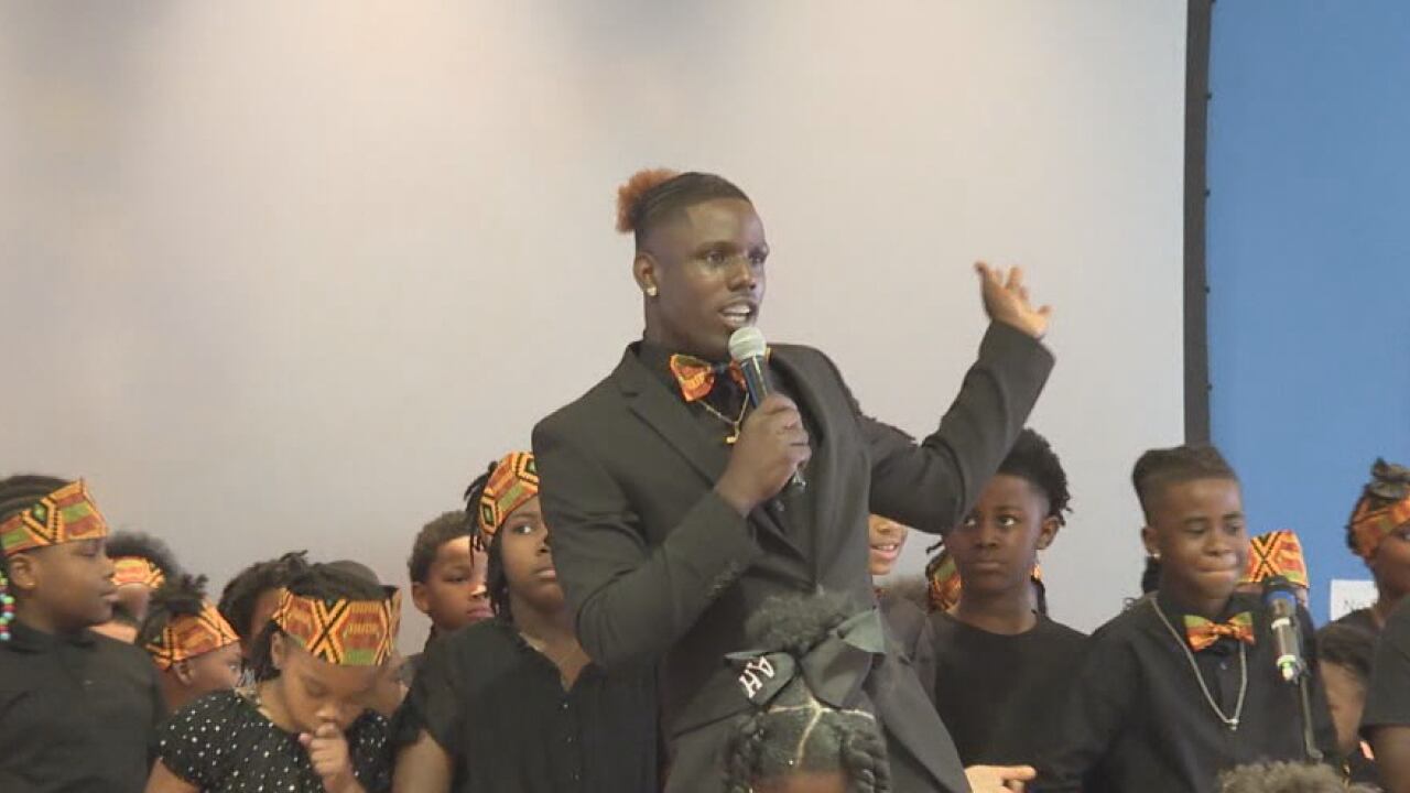 Local P.E. coach on the newest season of “American Idol”