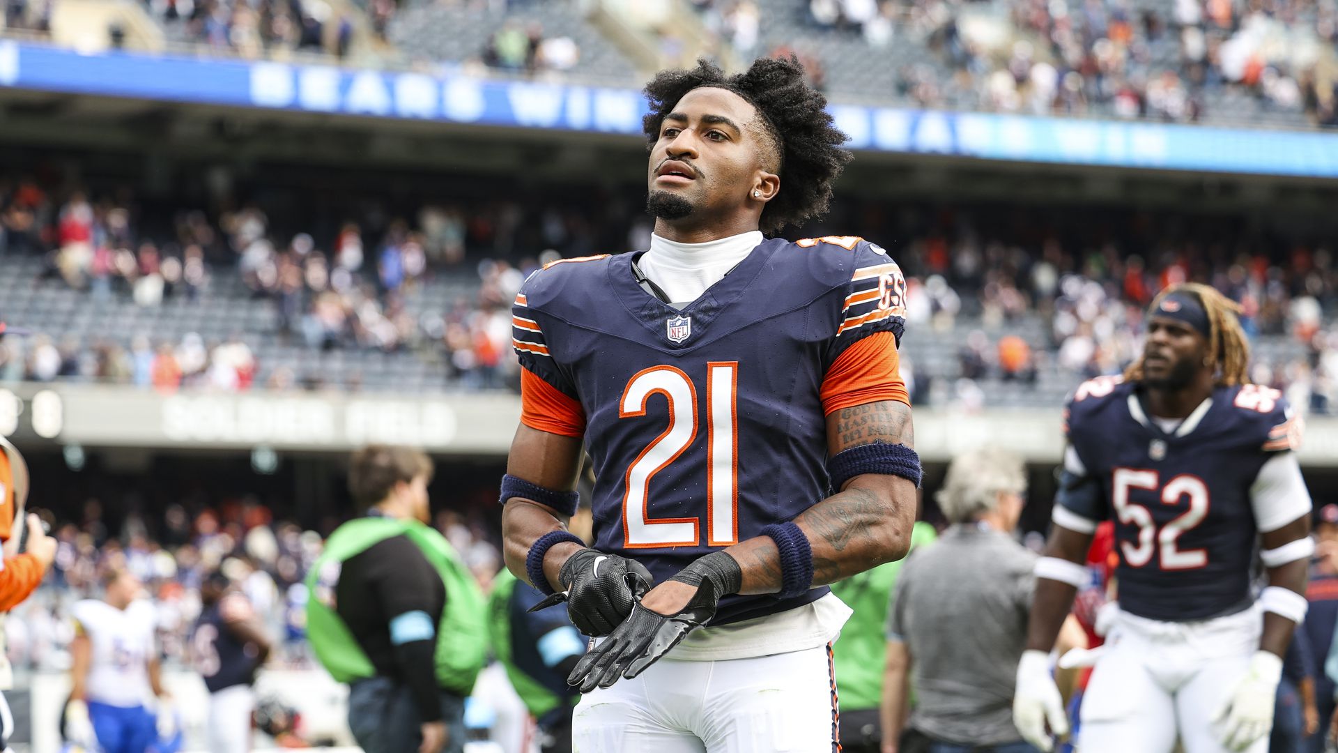 NFL Free Agency 2025: Chicago Bears News and Rumor Tracker