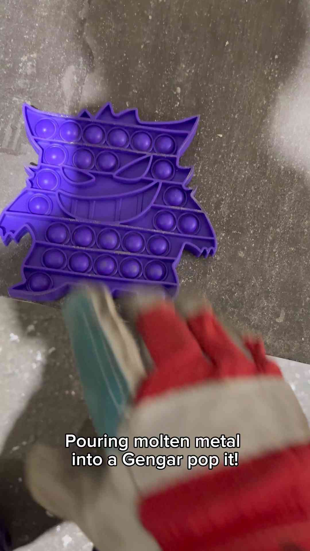Creating a Metal Gengar Pop It with Molten Metal