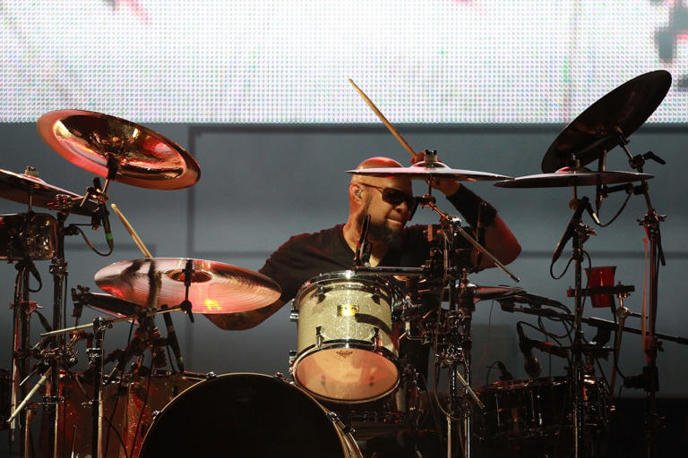 Guns N’ Roses reveals new drummer following Frank Ferrer’s shocking ...