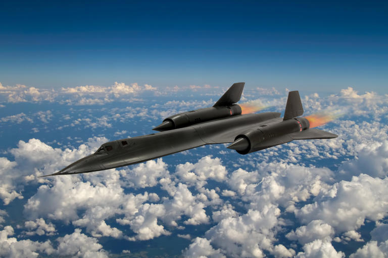 The SR-71 Blackbird Was Built to Outrun Soviet Air Defenses