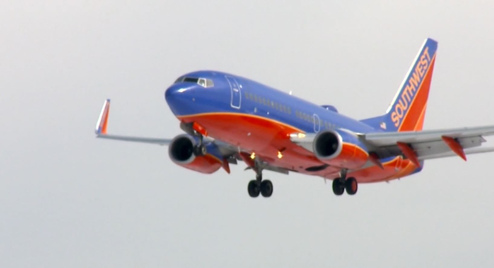 Southwest flight in Orlando almost takes off from taxiway rather than ...