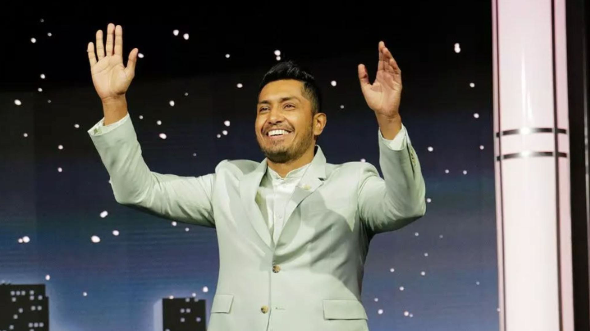 Tenoch Huerta revela al mexicano que lo inspiró a ser actor y rompe el ...