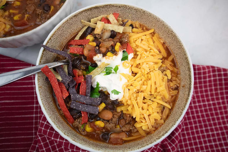 Easy taco soup