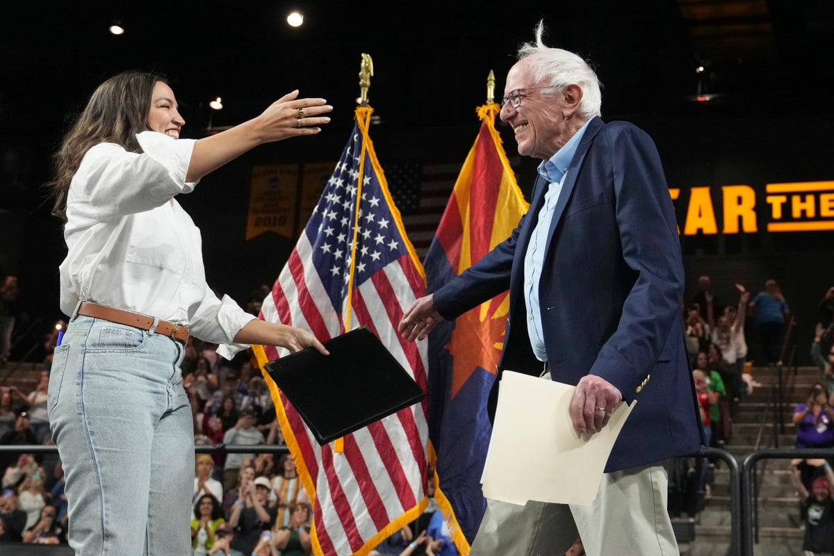 AOC and Bernie draw crowds of thousands: Is the Democratic Party having ...