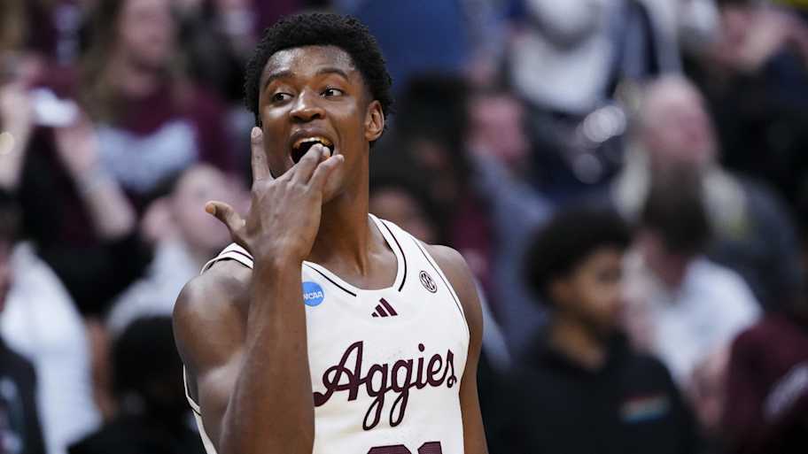 Pharrel Payne Leads Texas A&M Past Yale in First Round of NCAA Tournament