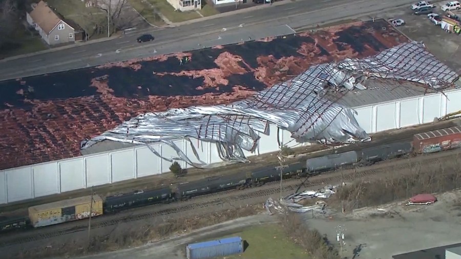 NWS: At least 8 tornadoes hit Chicagoland, NW Indiana on Wednesday