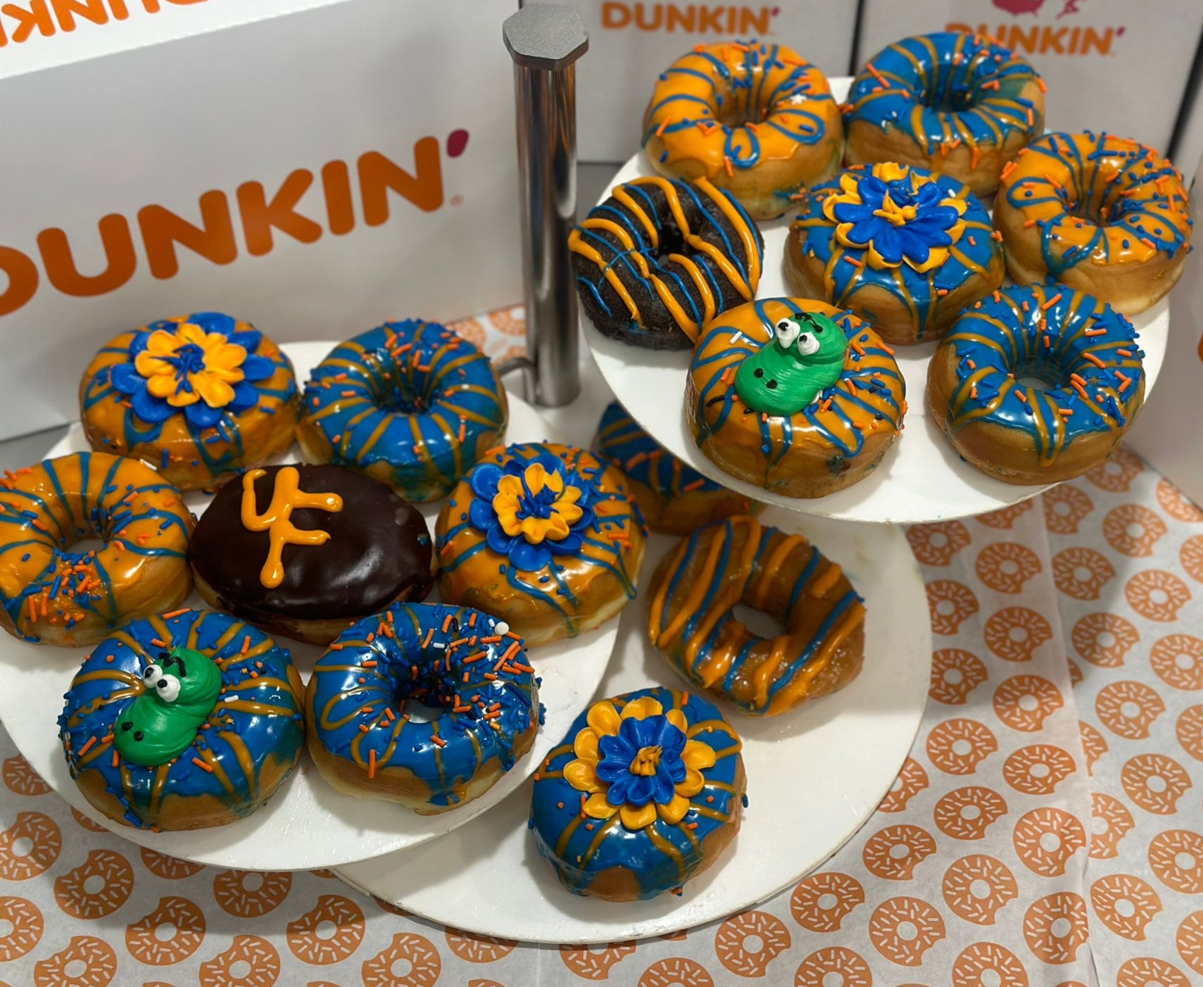 Gainesville Dunkin’ celebrates Florida Gators Basketball with Orange ...