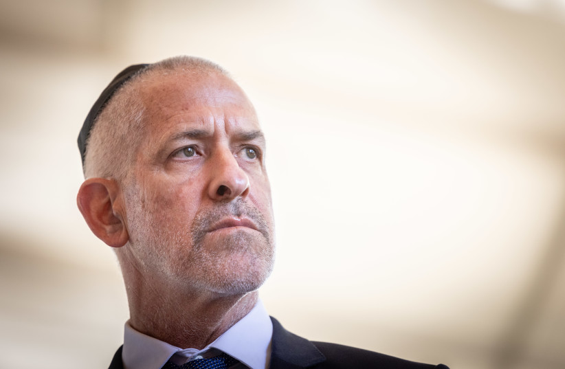 Gov't votes unanimously to end Ronen Bar's term as Shin Bet chief