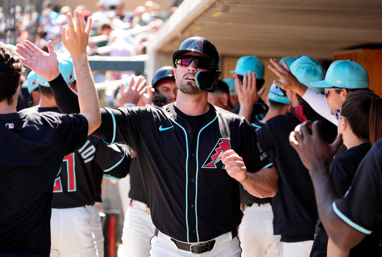 Will Arizona Diamondbacks make MLB playoffs in 2025? Writers high on wild-card chances