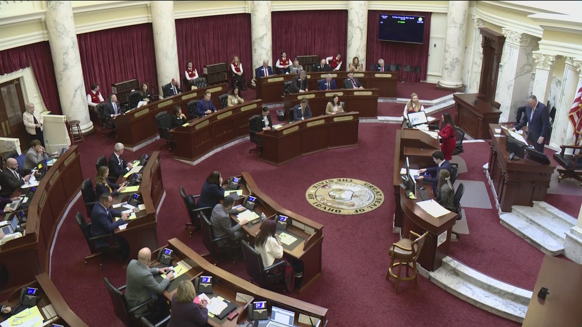 Bill to limiting services for undocumented immigrants advances to full ...