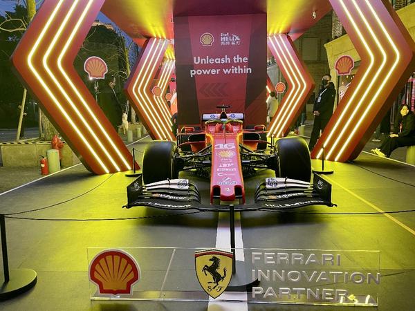 壳牌喜力x法拉利F1快闪展在上海外滩源举办