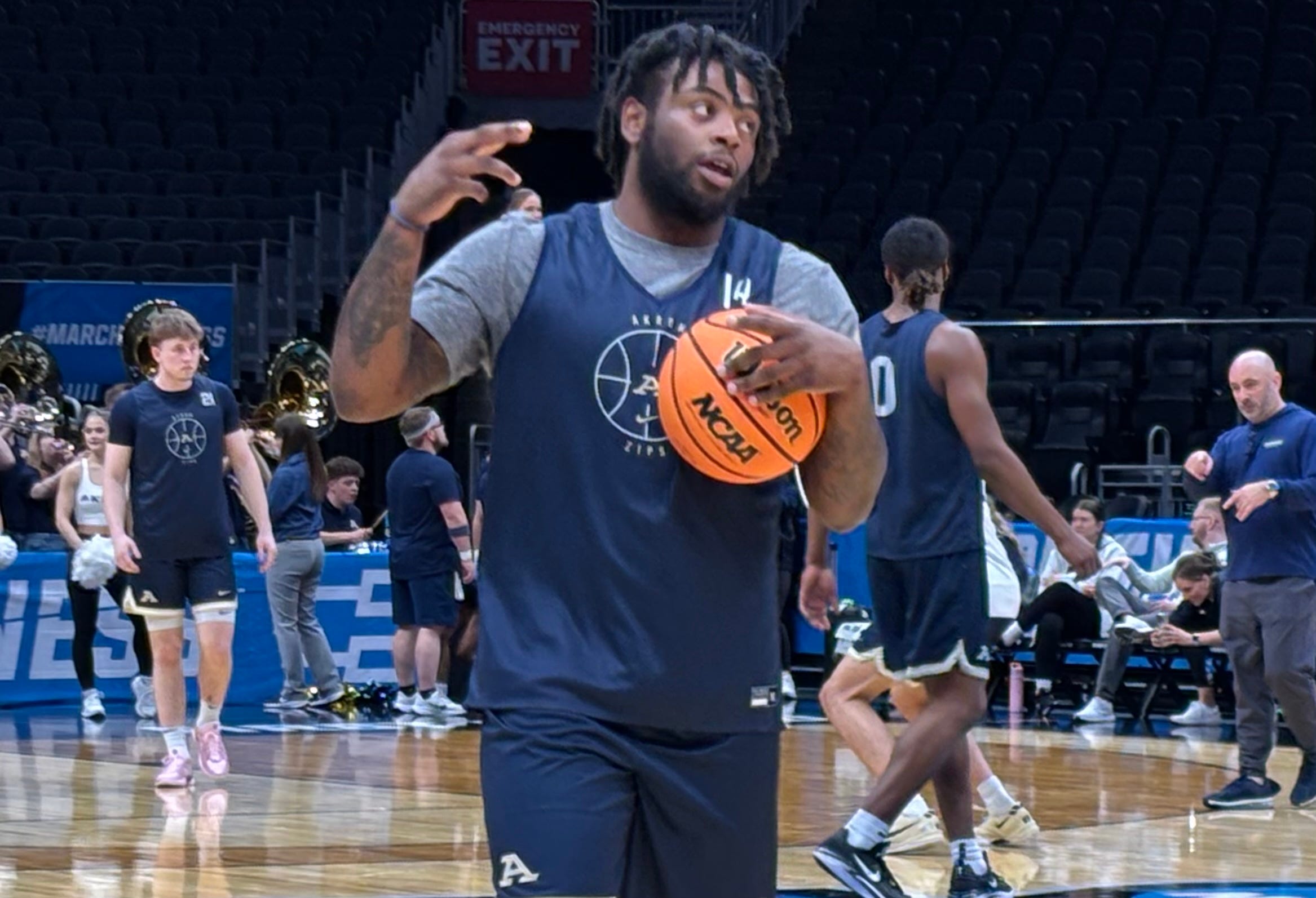 Akron Zips' Seth Wilson brings pregame tradition inspired by Ric Flair ...