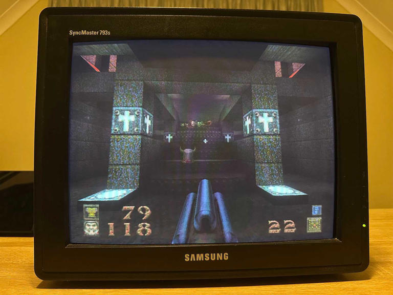 10 Classic PC Games That Are Worth Experiencing on a CRT Monitor